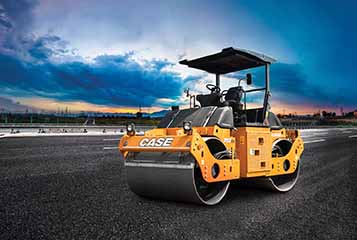 CASE delivers 5000th Vibratory Tandem Compactor